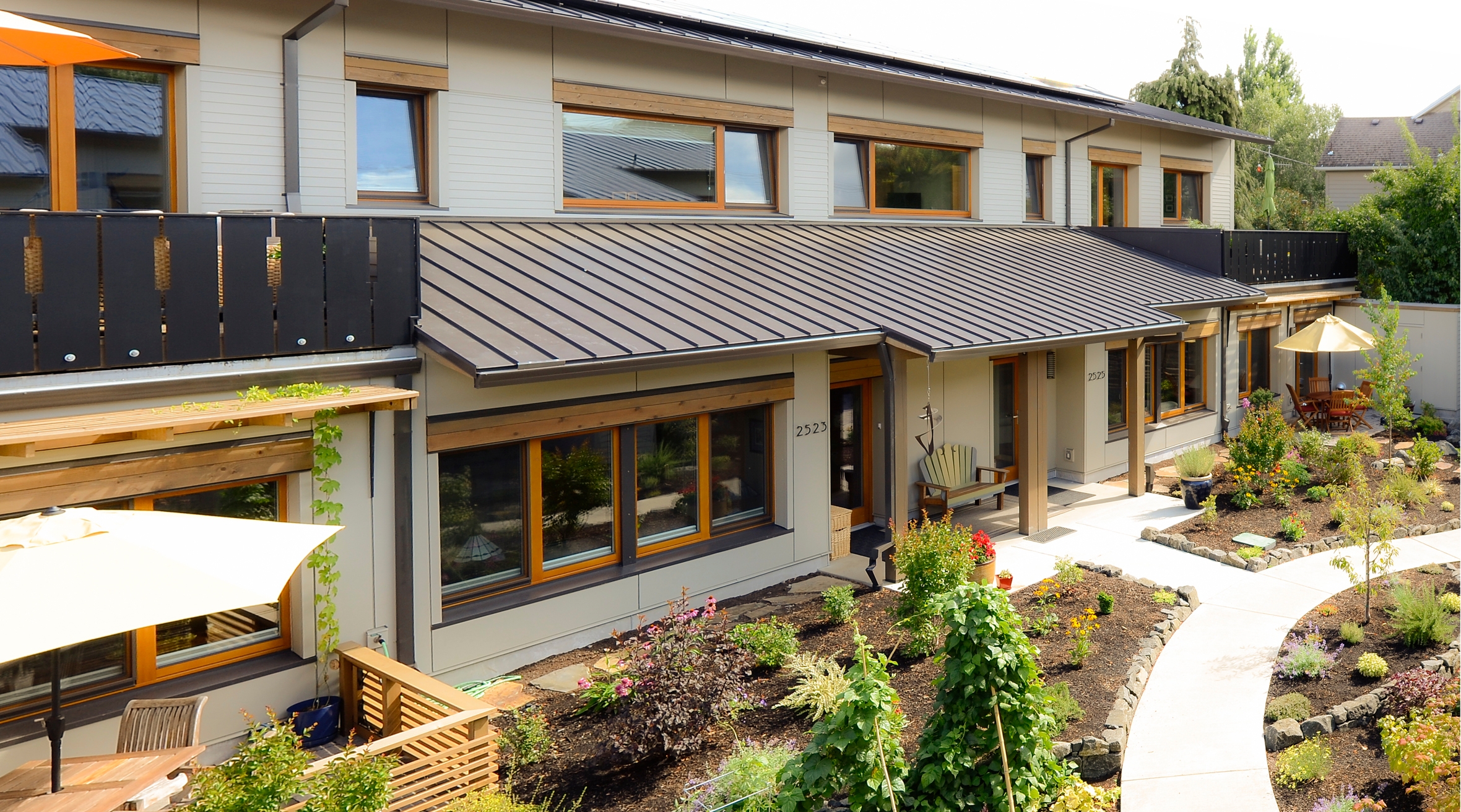Ankeny Row Zero Energy Cohousing in Portland Oregon